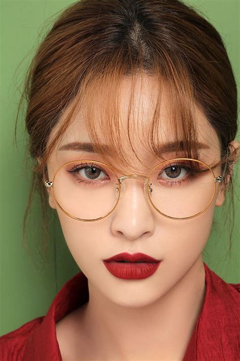 당신의 스타일난다 메이크업 룩 안경 화장 아시안 메이크업