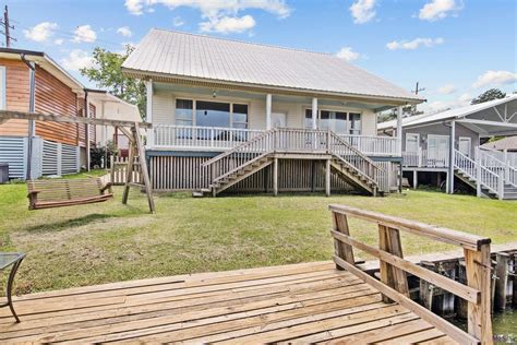 7028 False River Rd Oscar La 70762 Mls 2023009210 Coldwell Banker