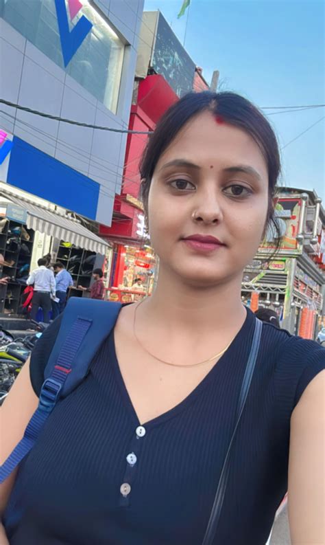 Rani Kumari Rani Kumari Added A New Photo