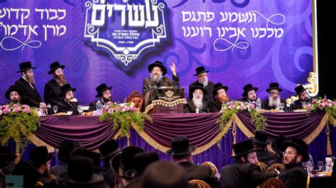 באריכטן בחצרות הקודש