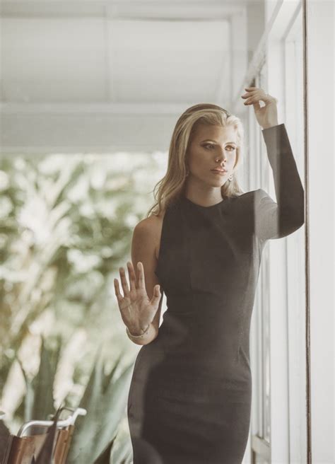 Model Sofia Richie Stars In Desenios Studio Hollywood Print Collection