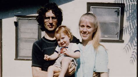 Uncovering What Really Happened At The Waco Siege Aande True Crime