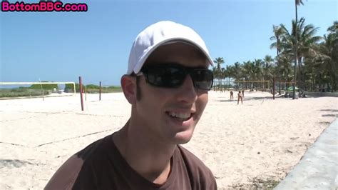 Black Bottom Hunk Picked Up For Sex With White Top 4 Money