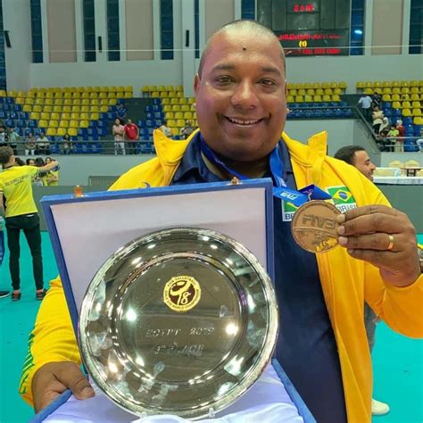 Hylmer Dias Fala De Fla Flu Base Ranking E Revelações Da Temporada Web Vôlei