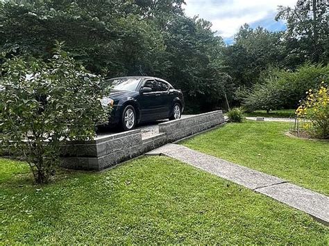 15 Charlene Ln Slemp Ky 41763 Mls 117600 Zillow