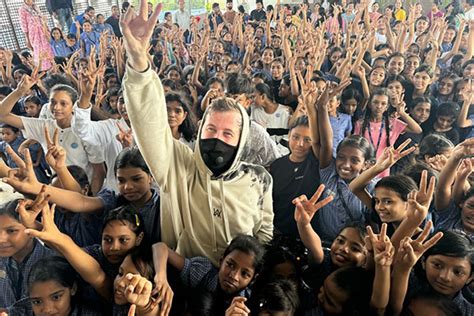 Visit By Alan Walker Ektara