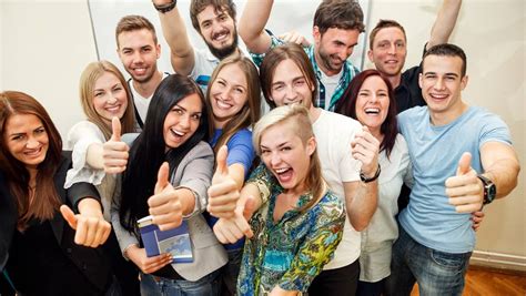 Generasi Y Generasi Paling Unik And Awesome Ini Sebabnya Raja Lepak