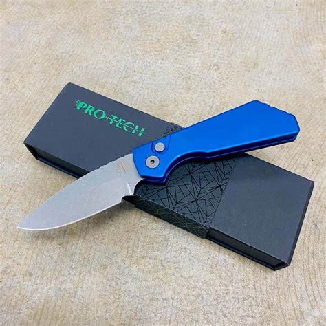 Protech Pt201 Blue Strider Pt Blue Solid Handle Stonewash Magnacut