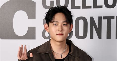 포즈 취하는 최환희