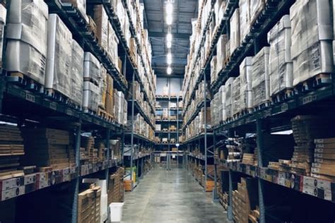 Building A Large Scale Distributed Storage System Based On Raft