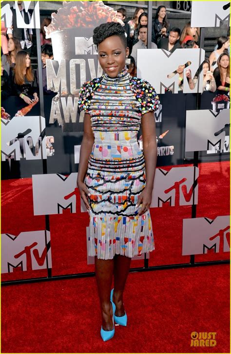 Lupita Nyongo Shows Off Her Seductive Open Back At Mtv Movie Awards