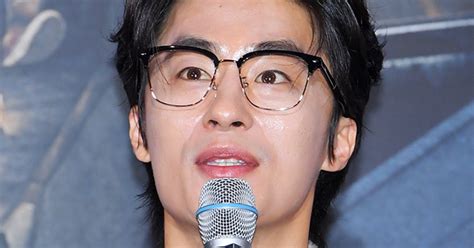 Td포토 구교환 긴장 바짝