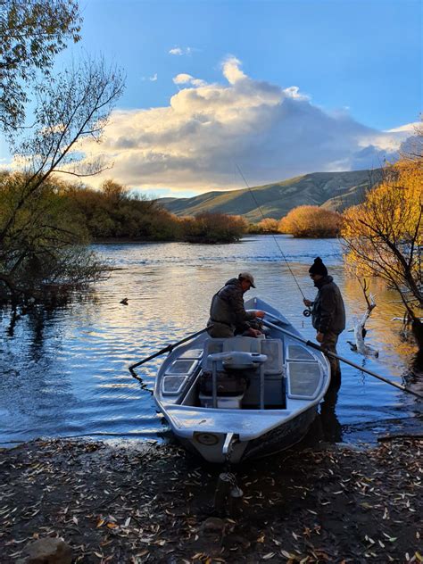 Pesca Con Mosca En El Rio Limay Y Lago Espejo ⋆ Nomonday