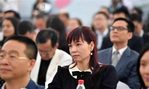 美的创始人被劫案，炸出 少东家”的成功史！何剑锋