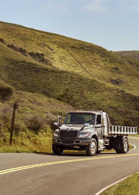 Medium Duty Trucks International®