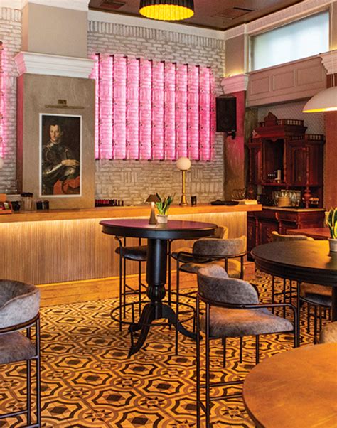 Vitelli Το νέο Hot στέκι στο Παγκράτι λατρεύει την τέχνη τα κοκτέιλ και το καλό φαγητό