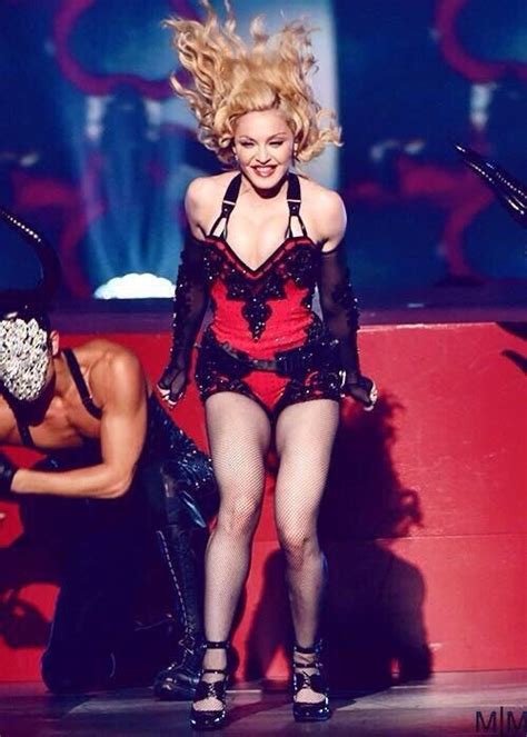 Pin Van Guilherme Da Silva Op Madonna