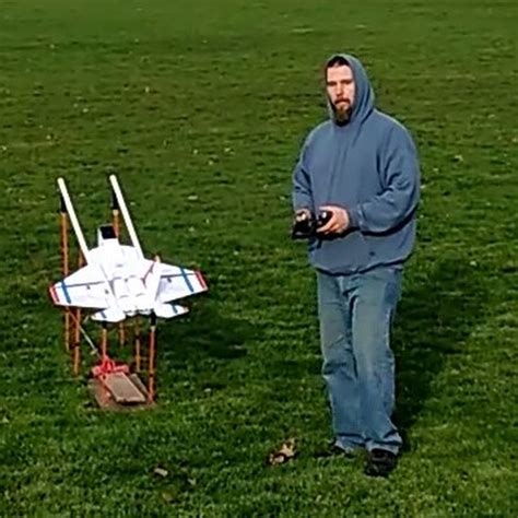 Derek Hansen Youtube