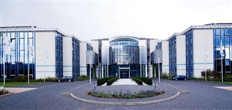 Fresenius Simplifica Su Estructura Y Se Focaliza En El área
