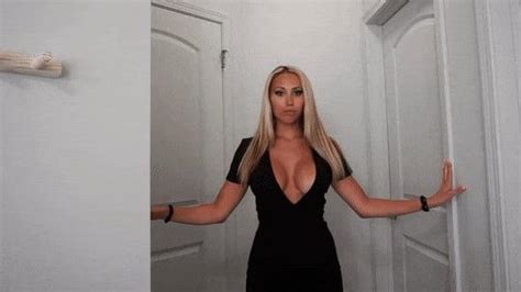 Spread It Wide Open Scrolller Spread It Wide Open Scrolller