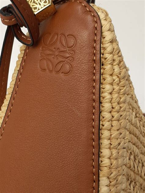【loewe】ロエベ『ハンモック ホーボー ミニ』a538g13x09 レディース 2wayバッグ 1週間保証【中古】1924199480018 バッグ 高山質店 公式オンラインショップ
