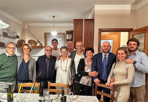 Pane E Politica Con Matteo Ricci Pd In Veneto A Tavola Da Angelo Guzzo Lineanews Lineanews