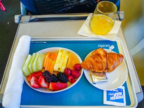 I Upgraded To First Class On Amtrak Here Are 12 Things That Surprised
