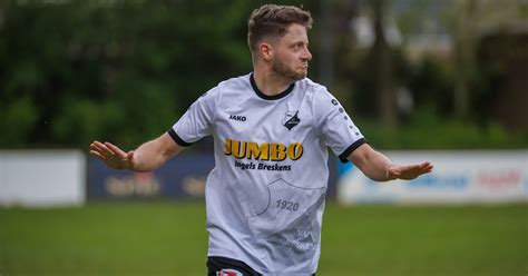 Jarige Corijn Doet Rood Wit Pijn Zeeuws Voetbal Pzcnl