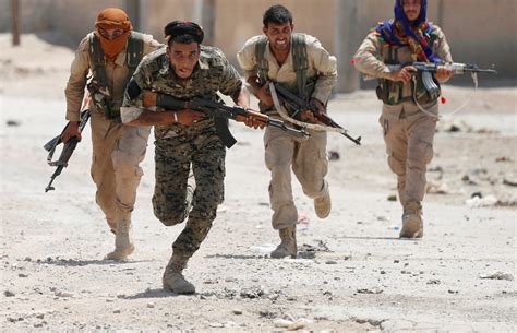 Isis χωρίς Χαλιφάτο αλλά παρών Πού παραμένει ενεργός ΤΟ ΒΗΜΑ