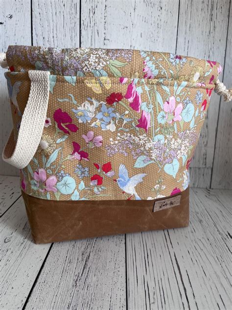 Large Lined Interlined With Batting Drawstring Bag With Handle In