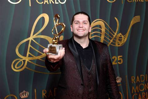 Ermin Ašćerić Proglašen Izvođačem Godine Na Svečanosti U Boljšoj Teatru