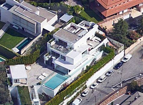 Shakira And Gerard Piques House Seen After Burglary