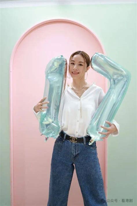 庆祝歌迷会成立17年 邓丽欣感触眼湿湿用作品说话stephy真系新歌