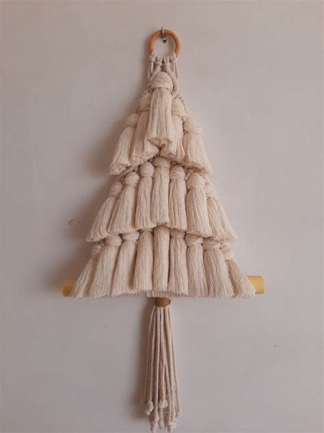 45 Tassel Christmas Decor Ideas For A Boho Touch Digsdigs