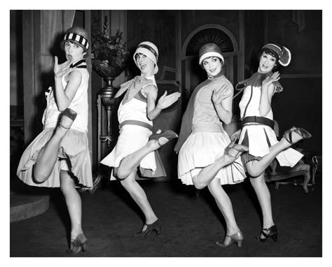 Flappers 1 280 × 1 032 Pixels 1920s Dance Flapper Girl Flapper