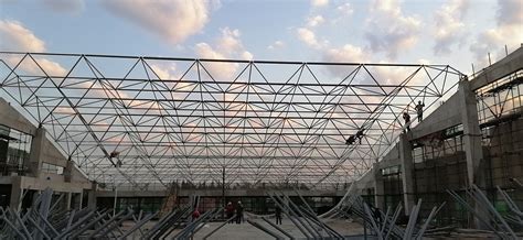 The Grid Structure Playground Has Beautiful Appearance Light Weight Large Span Good Seismic