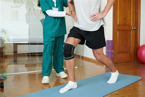 Swollen Knee After Exercise What To Do Next Orthokau