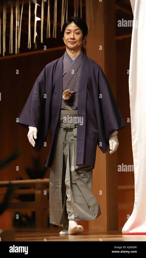 Tokyo Japan 22nd Nov 2017 Japanese Kyogen Stage Actor Nomura Mansai Arrives At The Unveiling