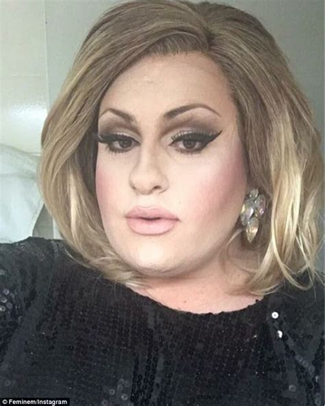 Adele Treats Lucky Perth Fans To Free Concert Tickets Daily Mail Online