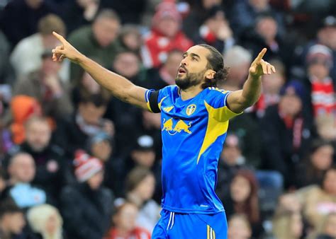 Sunderland 1 Leeds 1 Visitors Turn Into Prime Barca As Calvert Lewin Finishes Off 12 Pass Move