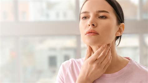 Hyperthyroidism Symptoms Causes And Natural Treatments