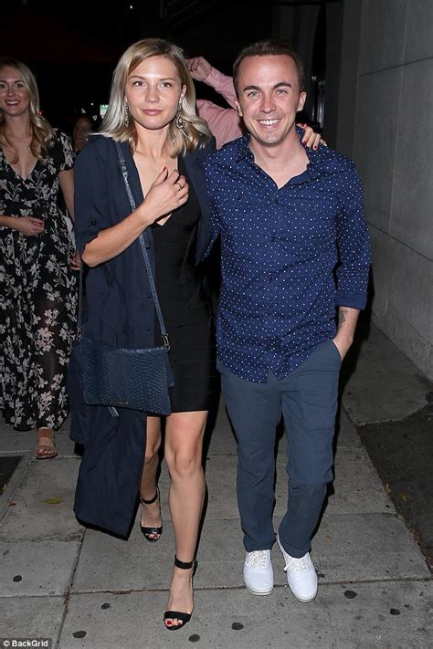 Frankie Muniz Out For Dinner With Girlfriend Paige Price Daily Mail Online