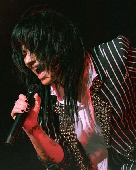 Demi Lovato Abrazó Su Espíritu Rockero Con El Holy Fvck Tour En