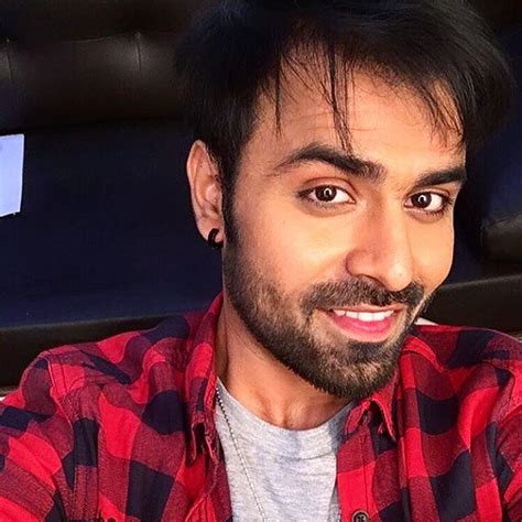 Jitendra Kumar Wiki Biography Age Height Salary And Wife