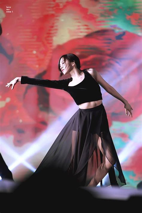 These Photos Prove How Graceful And Dramatic Twices Mina Is When