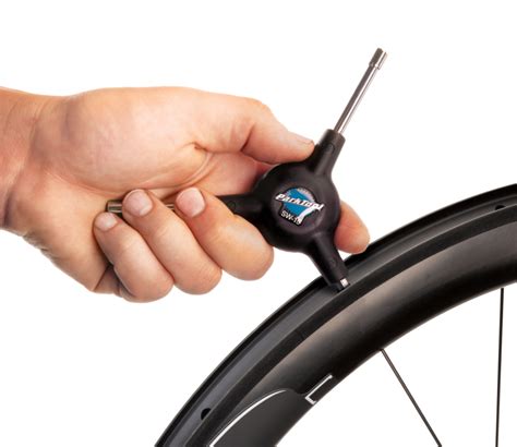 Sw 15 3 Way Internal Nipple Spoke Wrench Park Tool