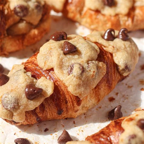 Viral Cookie Croissant Le Crookie