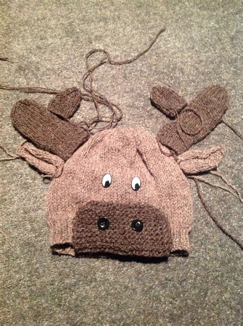 At Home With The Lunchbox Guru Moose Beanie Pattern