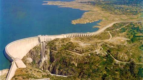 La Presa De Almendra El Embalse Más Alto De España Que Da Electricidad A La Mitad Del País