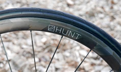 Hunt Laces Lightweight Threaded Bladed 36 Ud Carbon Spoke Road Wheels